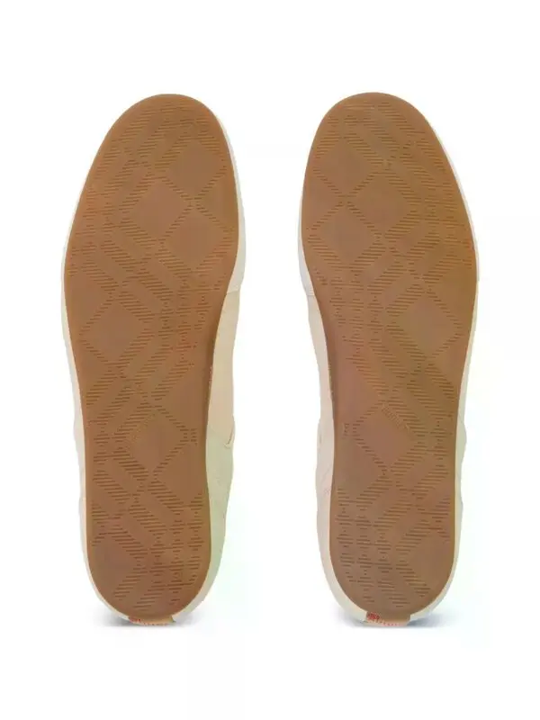 Burberry Knight Runner Sneakers - Neutrals