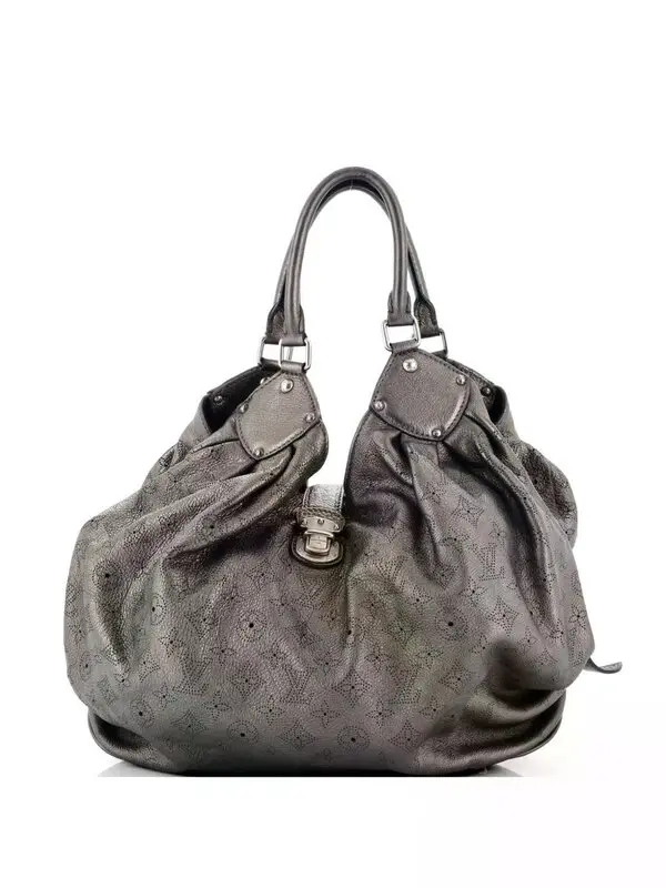 LOUIS VUITTON Xl Mahina Leather Hobo Bag - Metallic