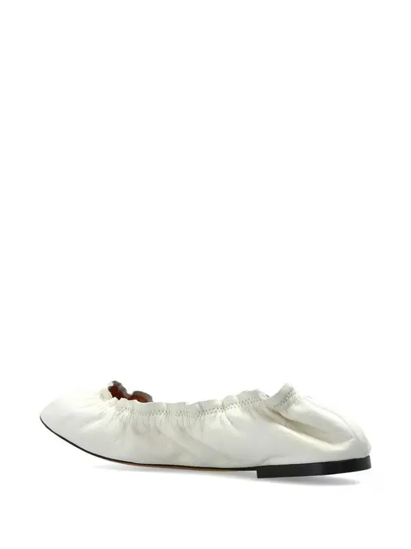 ODISSI Ballet Flats With Ruched Detailing - White