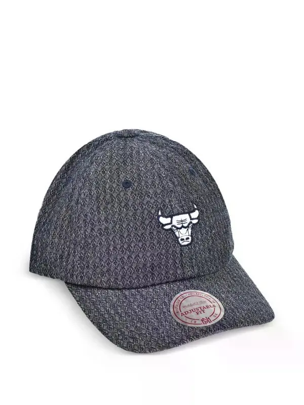 Mitchell & Ness Chicago Bulls Baseball Cap - Grey