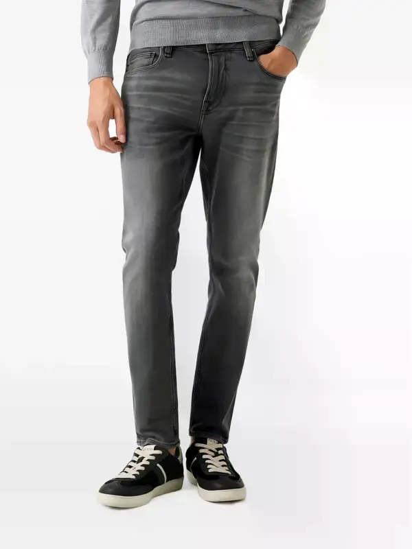 Guess Chris Triangle Logo Jeans