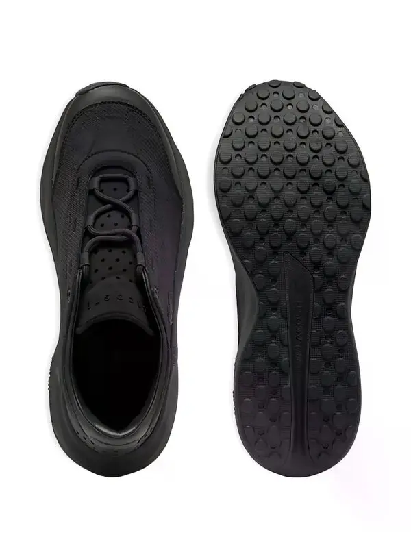 Lacoste Neo Perforated Design Lace-up Low Top Sneakers - Black