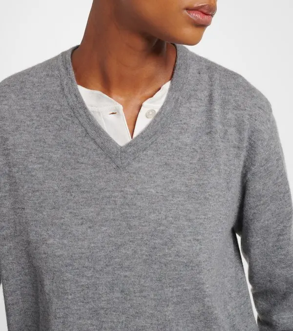 THE ROW Cashmere V-neck Top In Heather