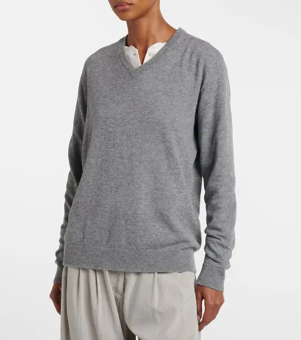 THE ROW Cashmere V-neck Top In Heather