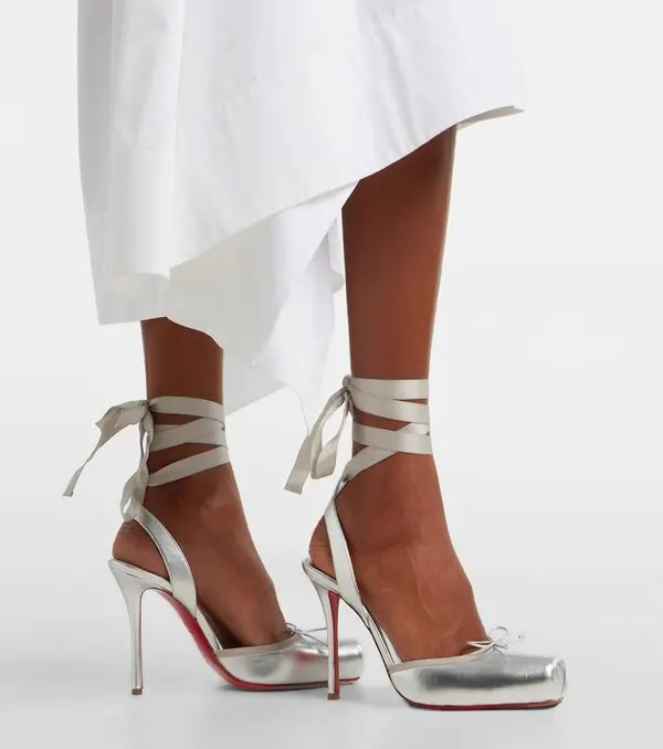 CHRISTIAN LOUBOUTIN Cassia Metallic Leather Pumps - Silver