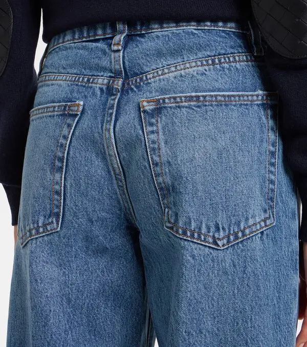 FRAME Essential Straight Jeans