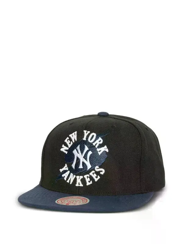 Mitchell & Ness Circle Splash Snapback Cap - Black
