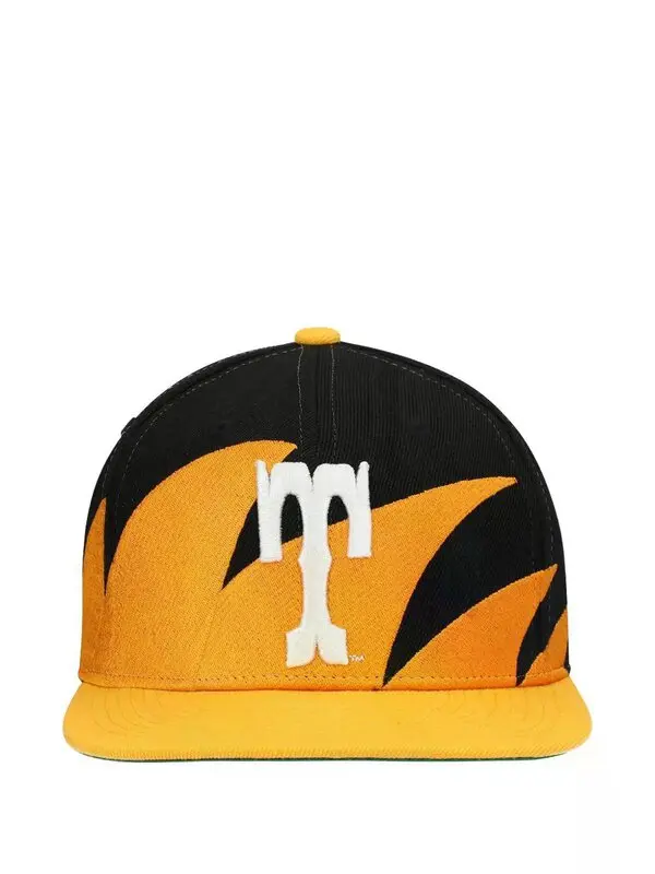Mitchell & Ness Sharktooth Snapback Cap - Black