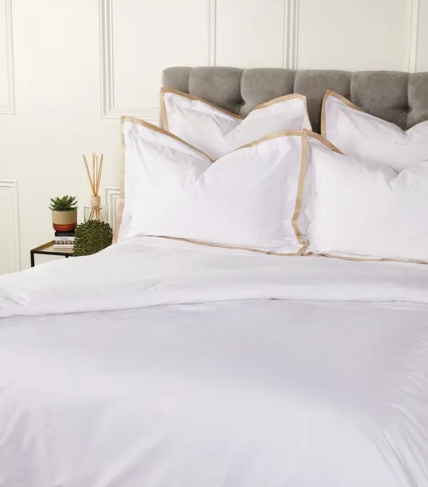 CELSO DE LEMOS Hella King Duvet Cover - Nude