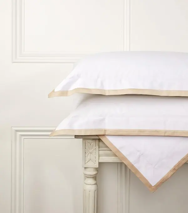 CELSO DE LEMOS Hella King Duvet Cover - Nude