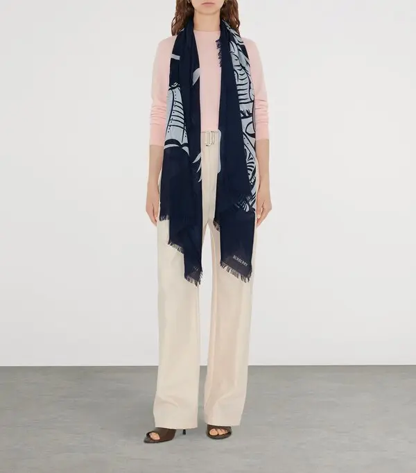 Burberry Wool Wide Ekd Scarf - Blue