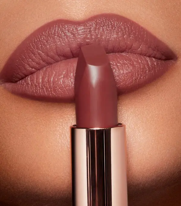 Charlotte Tilbury Matte Revolution Lipstick - Nude
