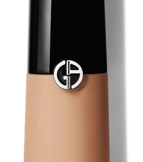 ARMANI Luminous Silk Concealer