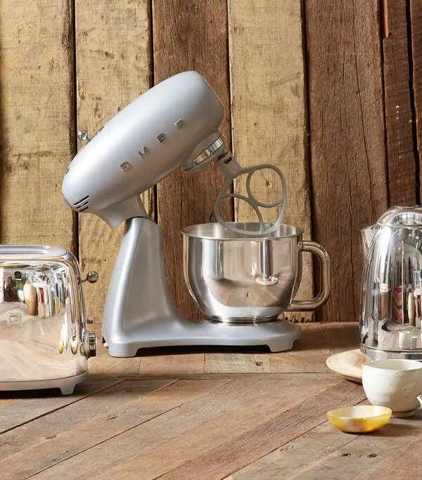 SMEG 2-slice Toaster