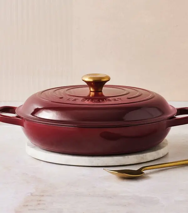 LE CREUSET Cast Iron Shallow Casserole Dish
