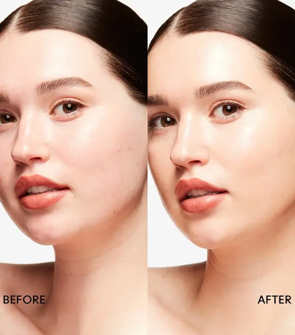 MAC COSMETICS Strobe Dewy Skin Tint
