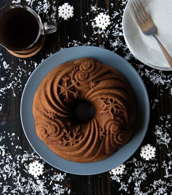 NORDICWARE Let It Snow Non-stick Bundt Pan