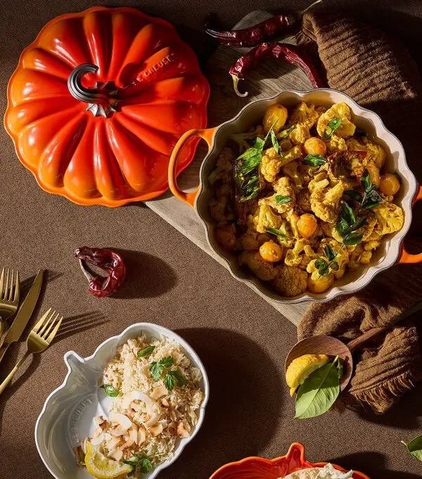 LE CREUSET Cast Iron Pumpkin Casserole Dish