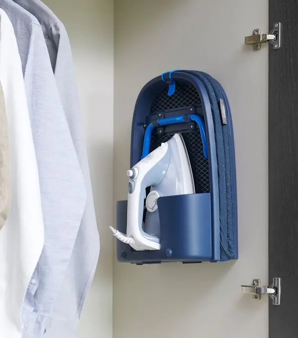 JOSEPH JOSEPH Pocket Plus Folding Ironing Board