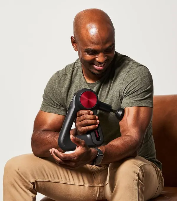 THERABODY Theragun Red G4 Pro