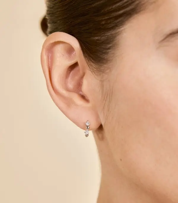 ASTRID & MIYU Rhodium-plated Heart Cluster Single Hoop Earring