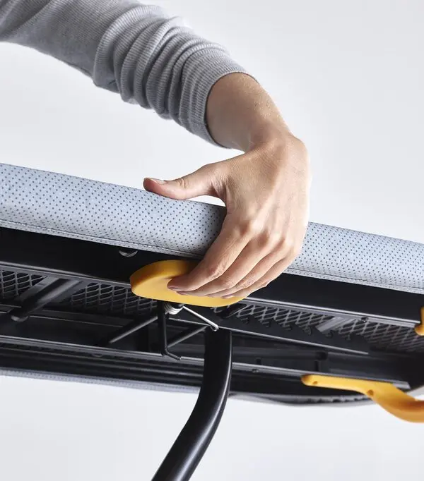 JOSEPH JOSEPH Glide Easy-to-store Ironing Board