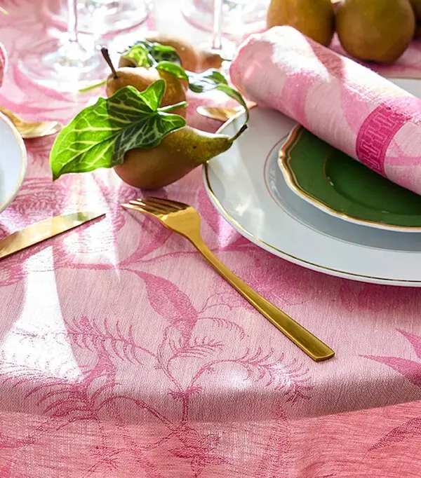 LE JACQUARD FRANÇAIS Linen À L’orangerie Tablecloth