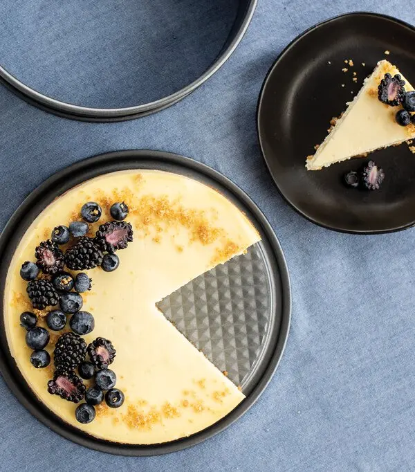 NORDICWARE Carbon Steel Springform Cake Tin Set