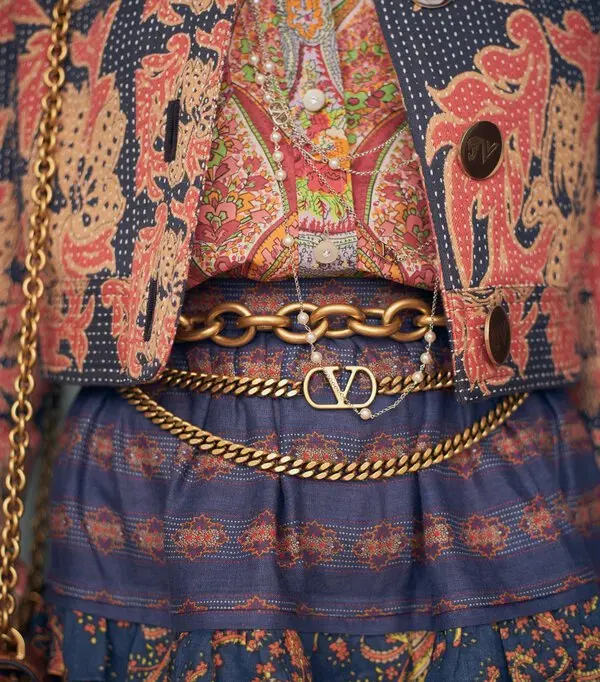 Valentino Garavani Vlogo Signature Chain Belt