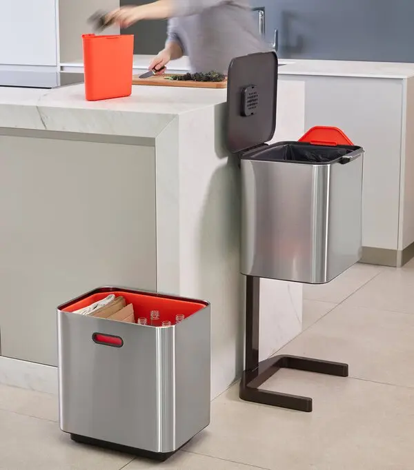 JOSEPH JOSEPH Stainless Steel Totem Bin - Silver