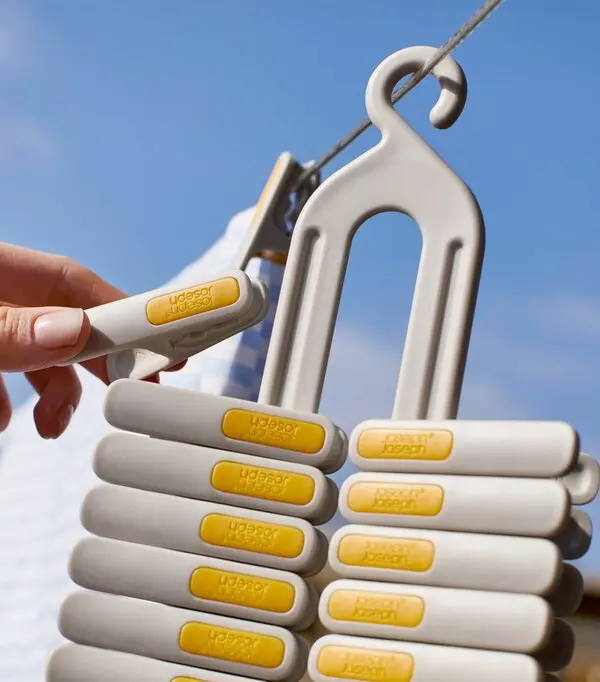 JOSEPH JOSEPH Pegstore 30-piece Clothes Peg Set