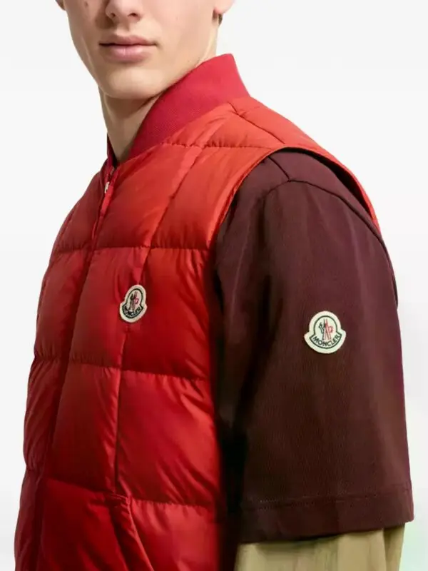 Moncler Elberton Quilted Padded Gilet - Red