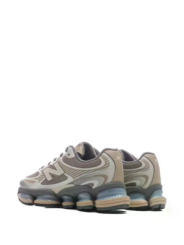 NEW BALANCE Panelled Sneakers