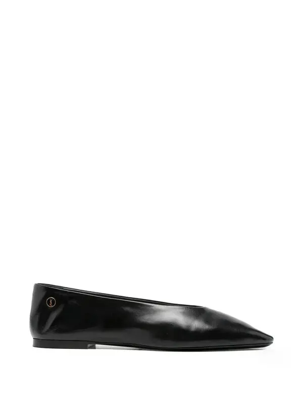 Saint Laurent Pointed Toe Leather Loafers - Black