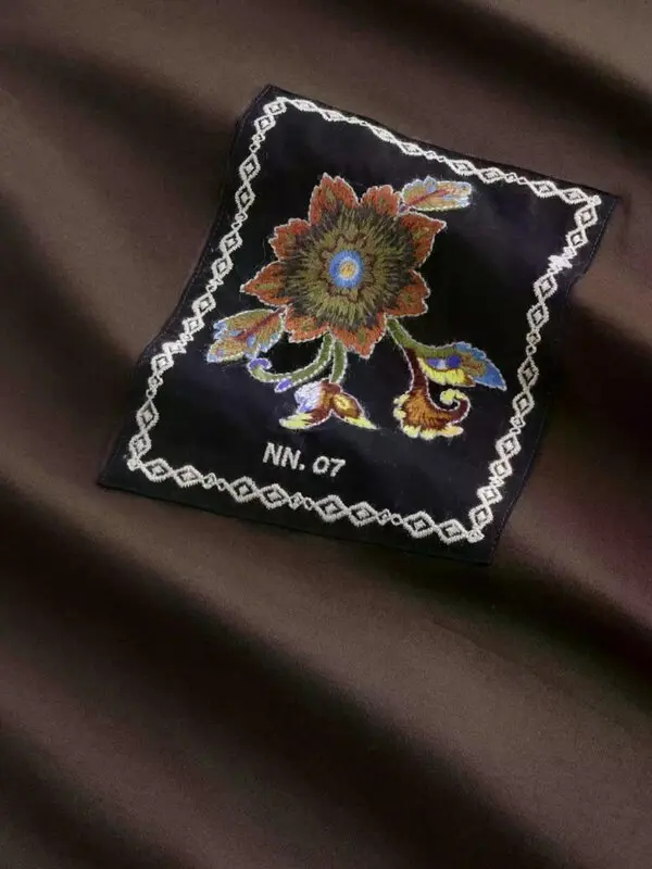 Nn07 Floral-appliqué T-shirt