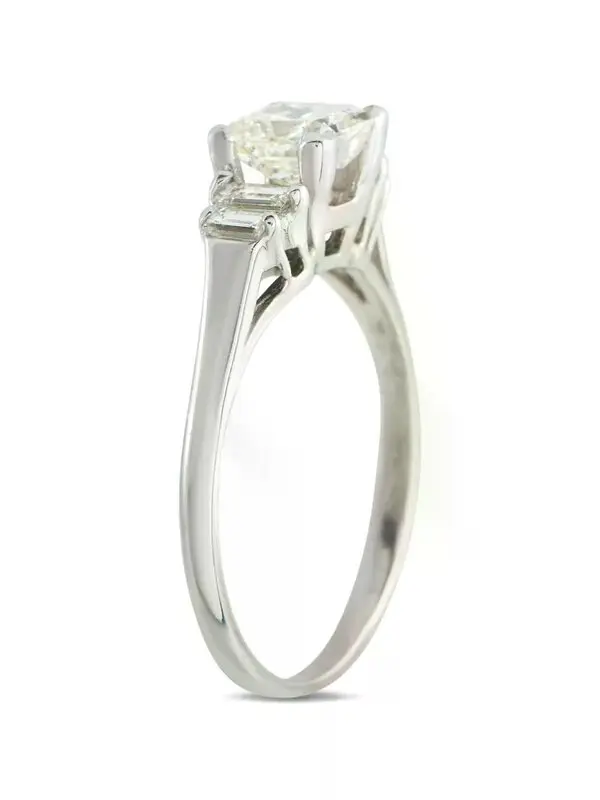 LB EXCLUSIVE 14k White Gold 1.22 Carat Diamond Centre Stone Ring With 0.30 Carat Diamond Accents