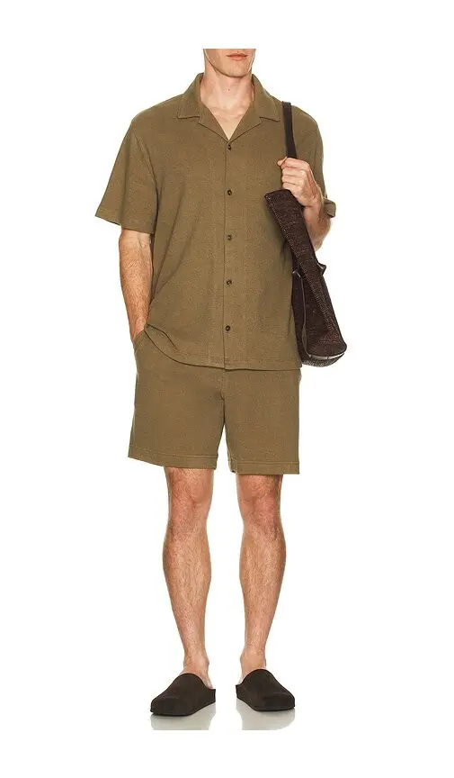 Vince Boucle Cabana Short Sleeve Shirt In . Also - Green