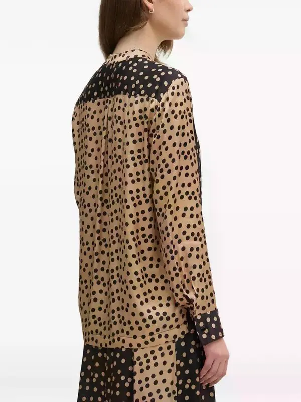 LA PETITE FRANÇAISE Polka-dot Buttoned Top