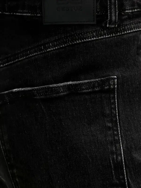 GESTUZ Straight Leg Jeans