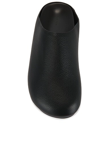 THE ROW Hudson Slide - Black