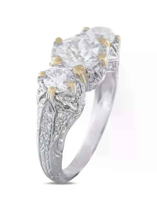 LB EXCLUSIVE 18k White Gold Diamond Ring