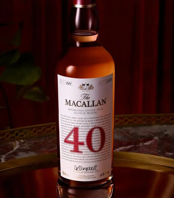 THE MACALLAN The Red Collection 40-yr-old Single Malt Scotch Whisky