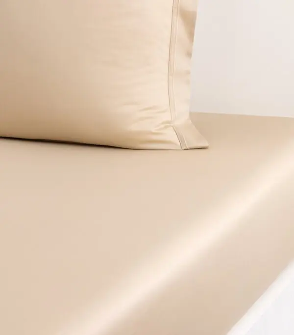YVES DELORME Triomphe King Fitted Sheet - Beige