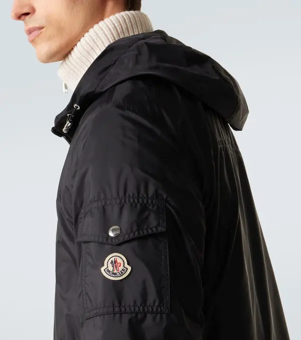 Moncler Etiache Jacket With Drawstring Hood And Zipped Front - Black