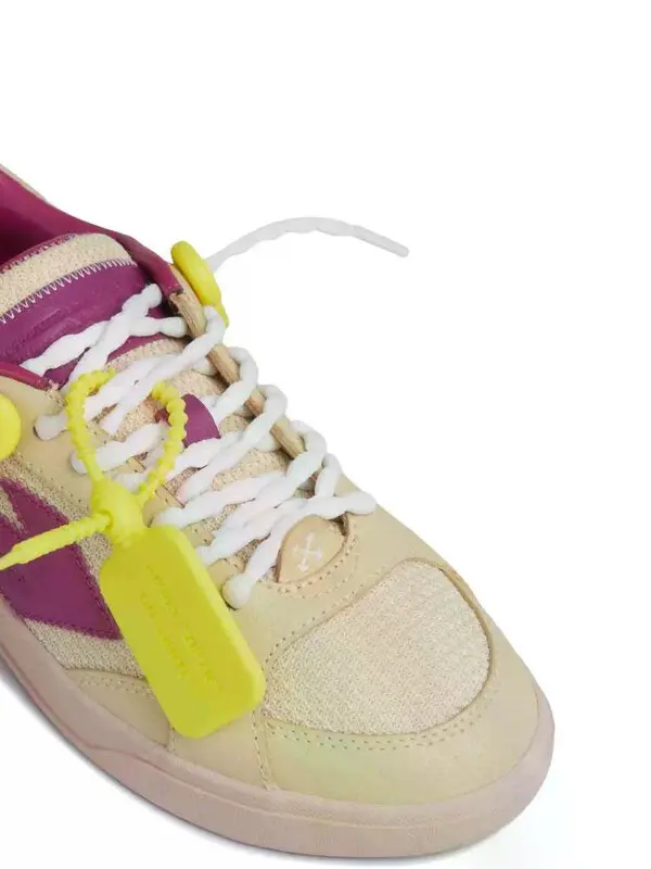 Off-White Arrow Low Top Sneakers