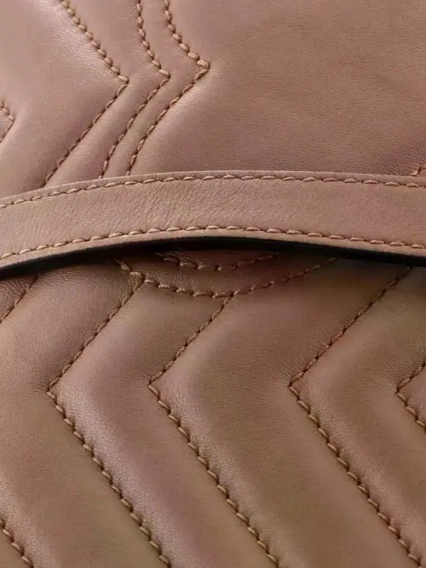 Gucci Gg Marmont Matelasse Leather Medium Shoulder Bag - Neutrals