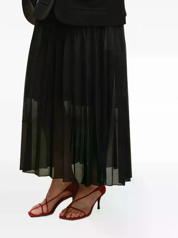 LESS Gradated Pleated Skirt With Organza Finish - Black