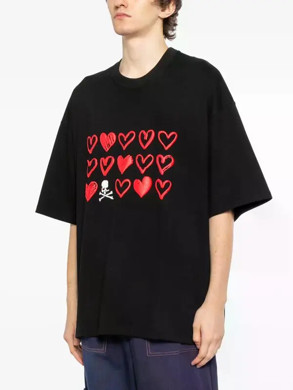 MASTERMIND WORLD Hearts Skull Graphic T-shirt