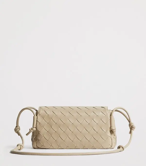 Bottega Veneta Notturno" Woven Leather Pouch - Neutral