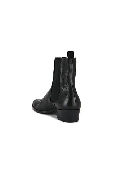 Saint Laurent Stanton Chelsea Boot